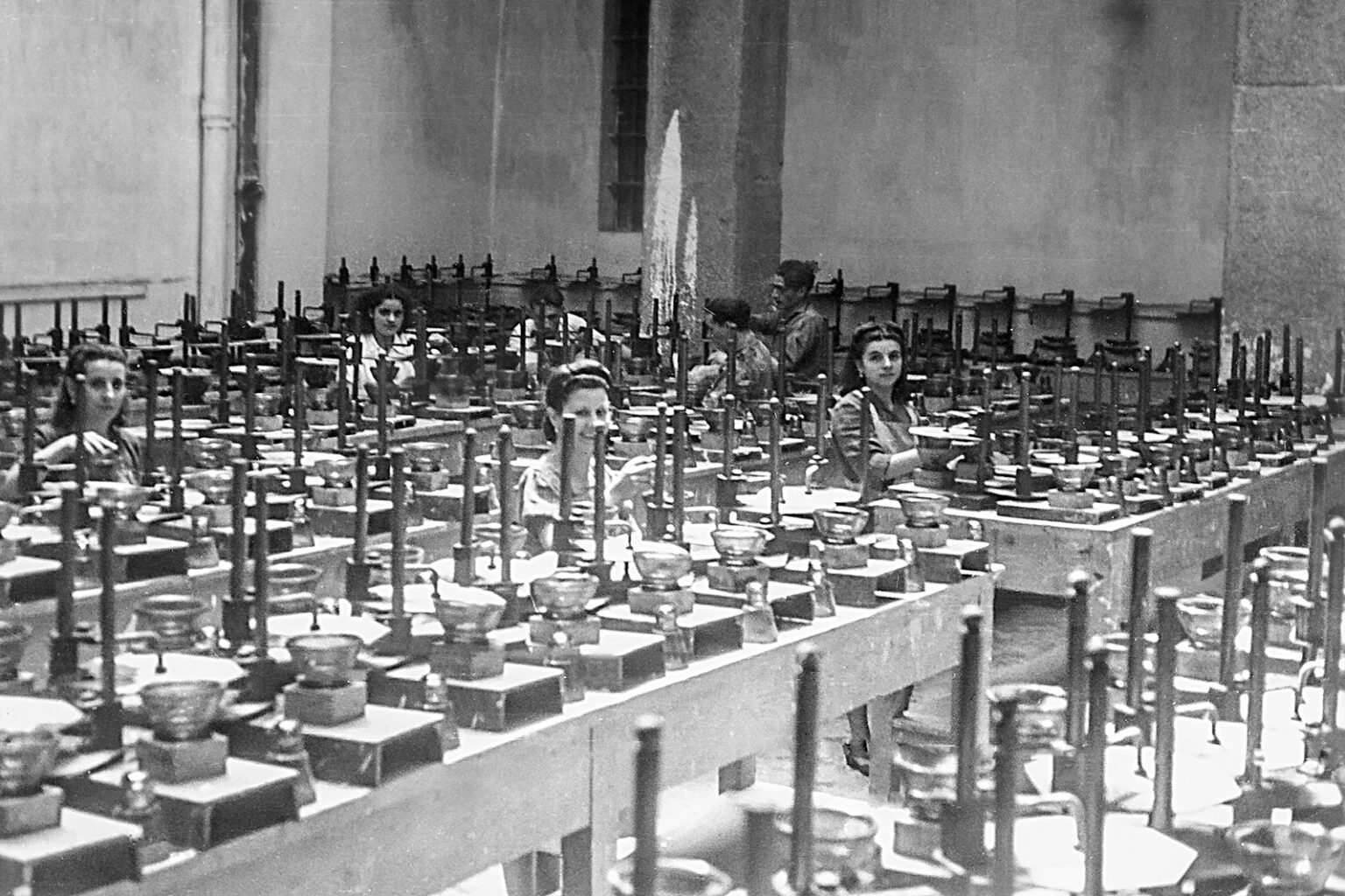 History - La Granja Insulators